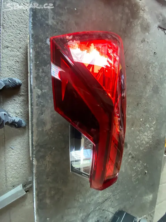 Škoda Octavia 4 2020- leva zadni led lampa origo - Pavlov - Bazar ...
