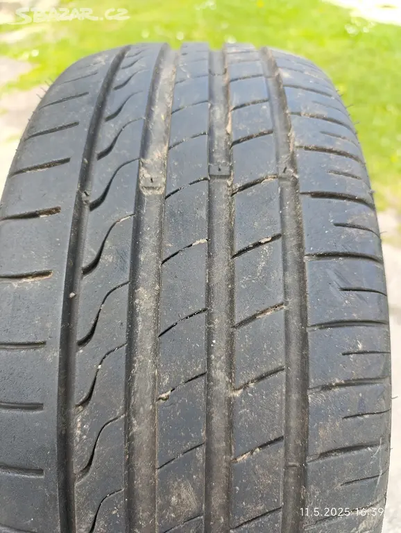 2 x pneu 195/45 R15 ECOSPORT - Karlovy Vary - Bazar - Sbazar.cz