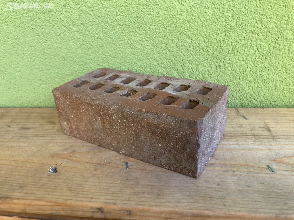 Štípané cihly - Tábor - Bazar - Sbazar.cz