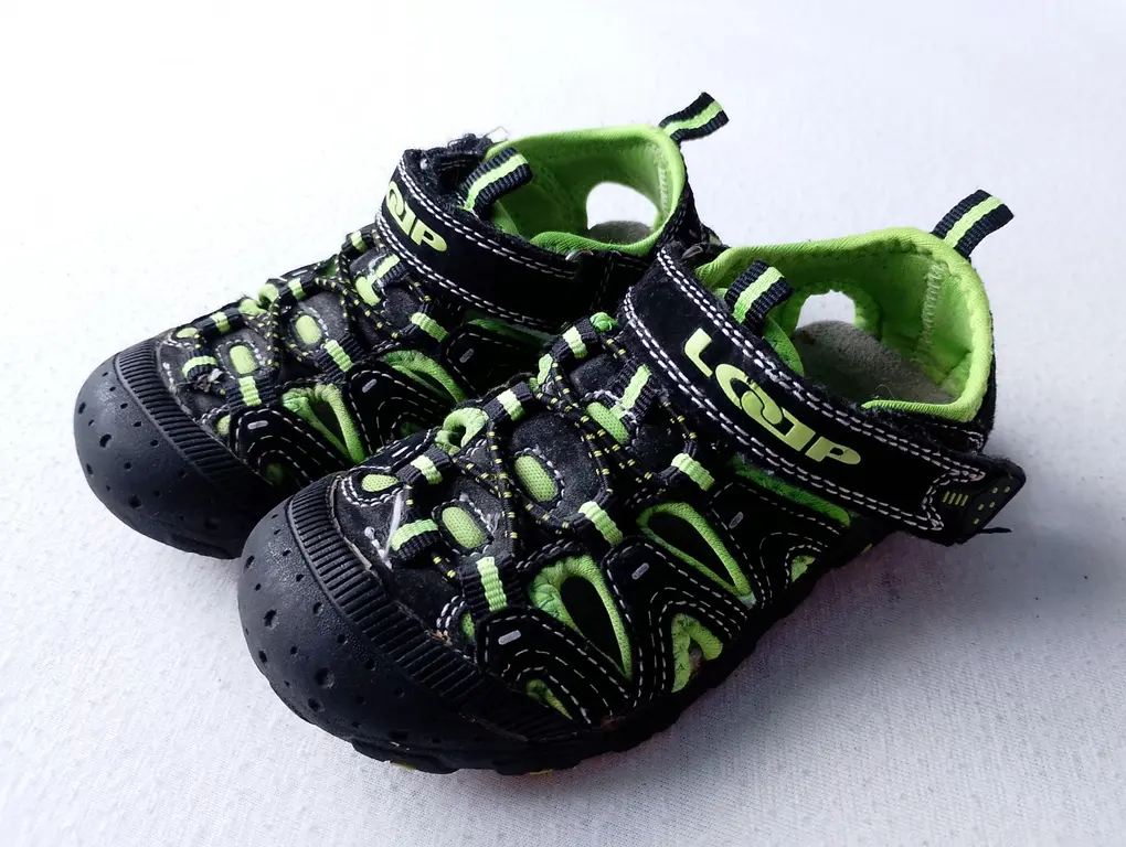 Sandále Loap - Plzeň - Bazar - Sbazar.cz