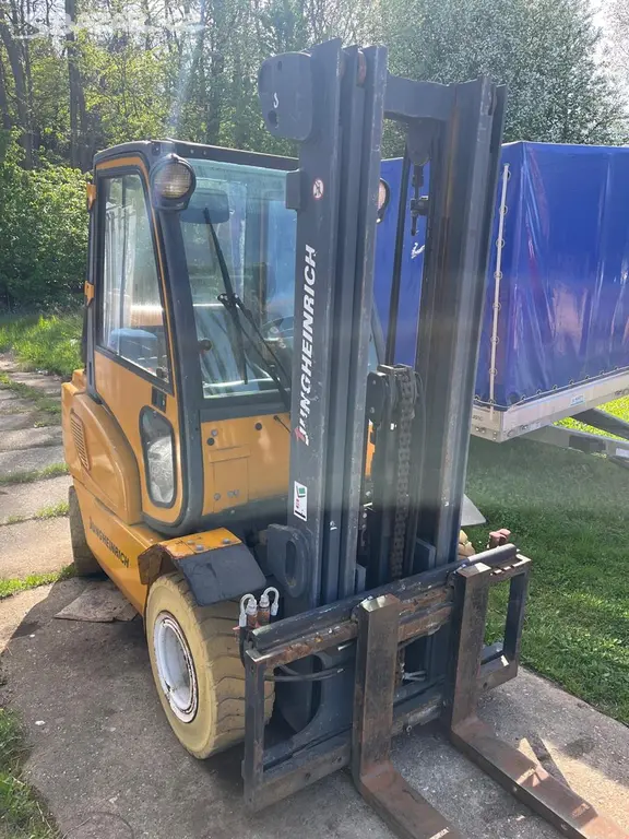 Vysokozdvižný vozík Jungheinrich TFG 30 BK - Brno-město - Bazar - Sbazar.cz