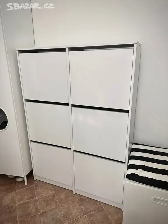 2x Botník IKEA BISSA - Praha, Vinohrady - Bazar - Sbazar.cz