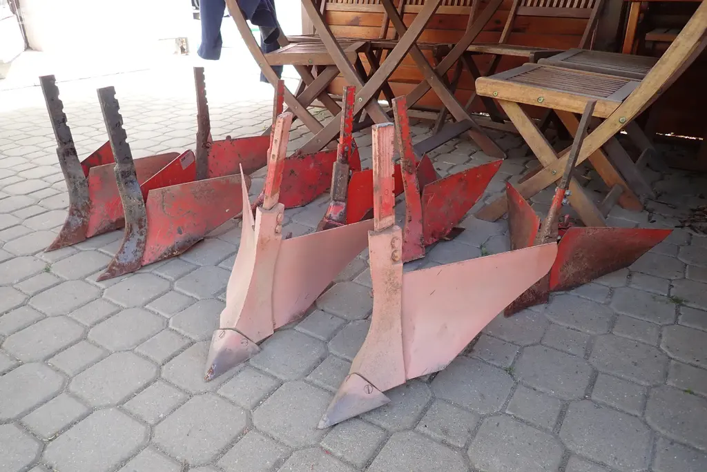 vari - hrobkovací radličky - Velké Meziříčí - Bazar - Sbazar.cz