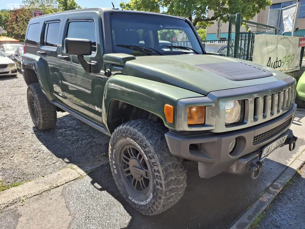 Hummer H3, udržované ,málo KM, tažné,top - Kaštanová 120/2 - Bazar ...
