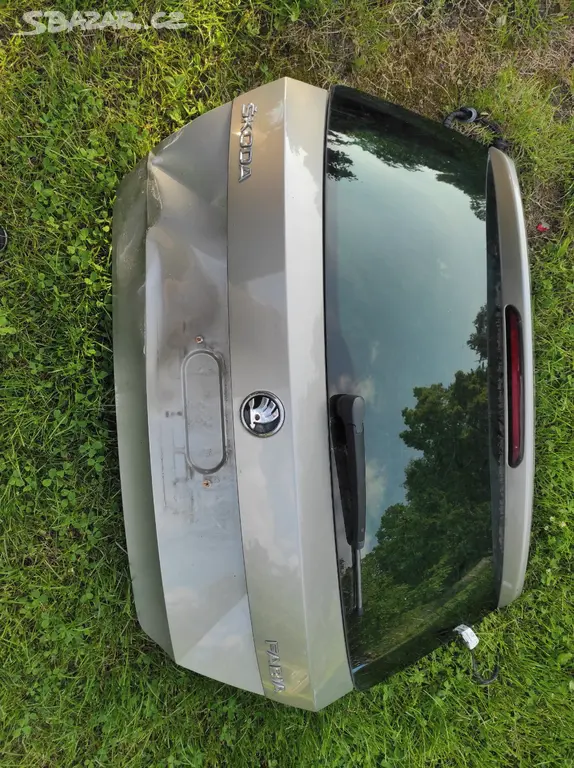 Fabia 3 hatchback, vyhřivané sklo 5. dveří 1400 Kč - České Budějovice ...