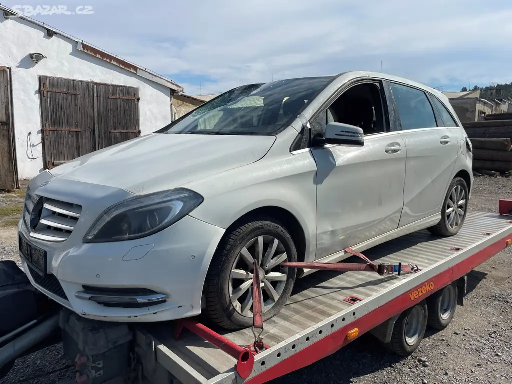 Mercedes-Benz w246 B180 cdi 80kw náhradní díly - Brno-venkov - Bazar ...