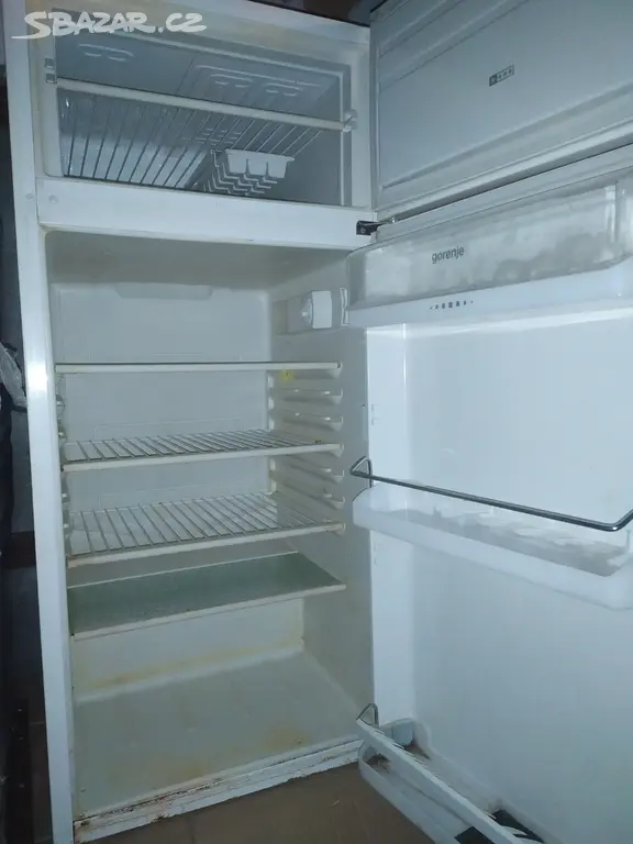 Menší kombinovaná lednice 107 cm úplně funkční - Plzeň-město - Bazar ...