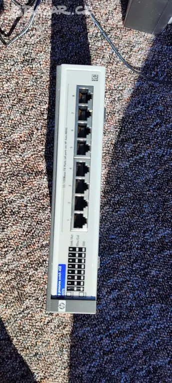 HP procurve switch 408 - J4097B - Hradec Králové - Bazar - Sbazar.cz
