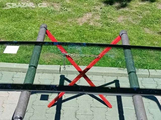 Čelní sklo Jeep Wrangler JL - Klimkovice - Bazar - Sbazar.cz