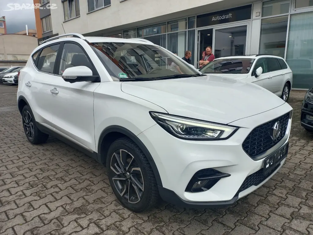 MG ZS Luxury 1.5 78kW Manual 65tkm kam 360° - Praha - Bazar - Sbazar.cz