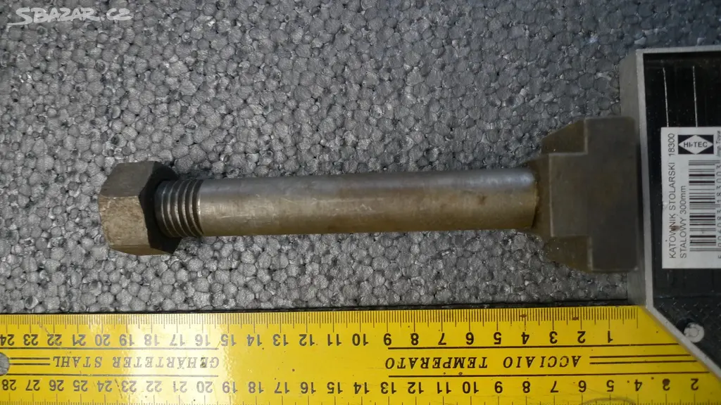 T matice s upínacím šroubem soustruh - Benešov - Bazar - Sbazar.cz