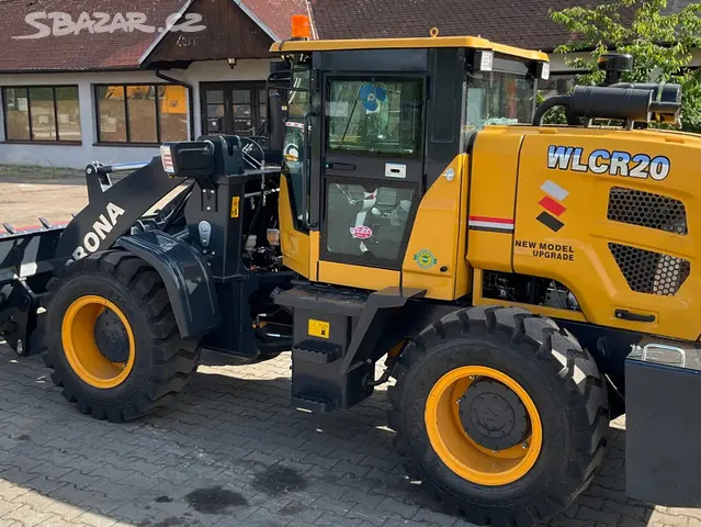 Kolový nakladač CR20 L se sníženou kabinou - Ostrava - Bazar - Sbazar.cz