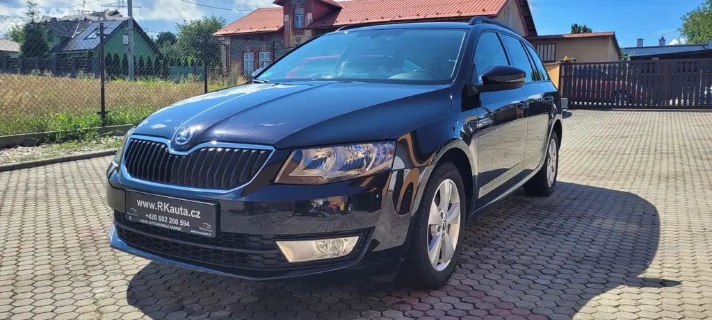 Škoda Octavia kombi 1,2 TSi 77kW benzín Elegance - Petrovice u Karviné ...