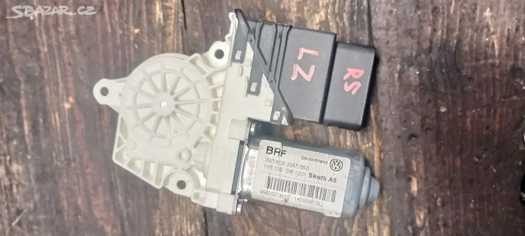 Škoda Octavia 2 RS motorek okna LZ 1K0959795E - Uhlířské Janovice ...