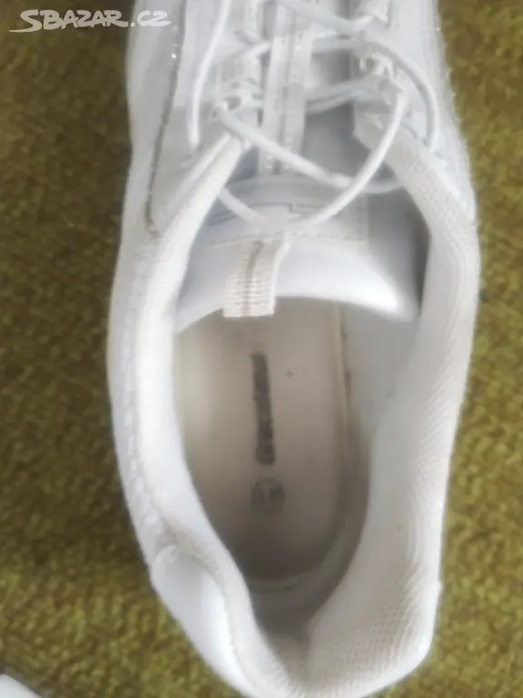 dámské bílé botasky vel. 41 zn. Graceland - Praha 9 - Bazar - Sbazar.cz