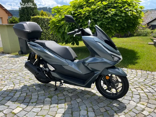 HONDA PCX 125 DX, r.v. 2025, 3.400 km - Rožnov pod Radhoštěm - Bazar ...