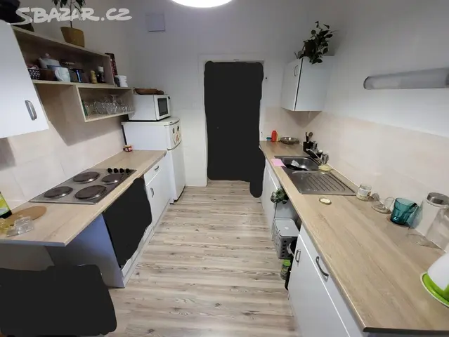Kuchyň včetně spotřebičů (viz popis) - Brno - Bazar - Sbazar.cz