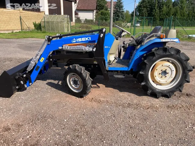 Malotraktor Iseki Sial 223 s čelním nakladačem - Dubenec - Bazar - Sbazar.cz