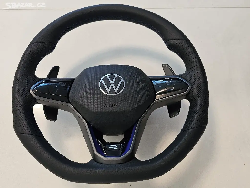 VOLANT R LINE 2025 ! Vc PREVODNIKU A AIRBAGU. - Praha - Bazar - Sbazar.cz