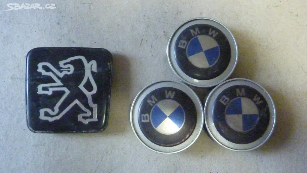 ZNAKY AUT BMW A PEUGEOT - Praha-západ - Bazar - Sbazar.cz
