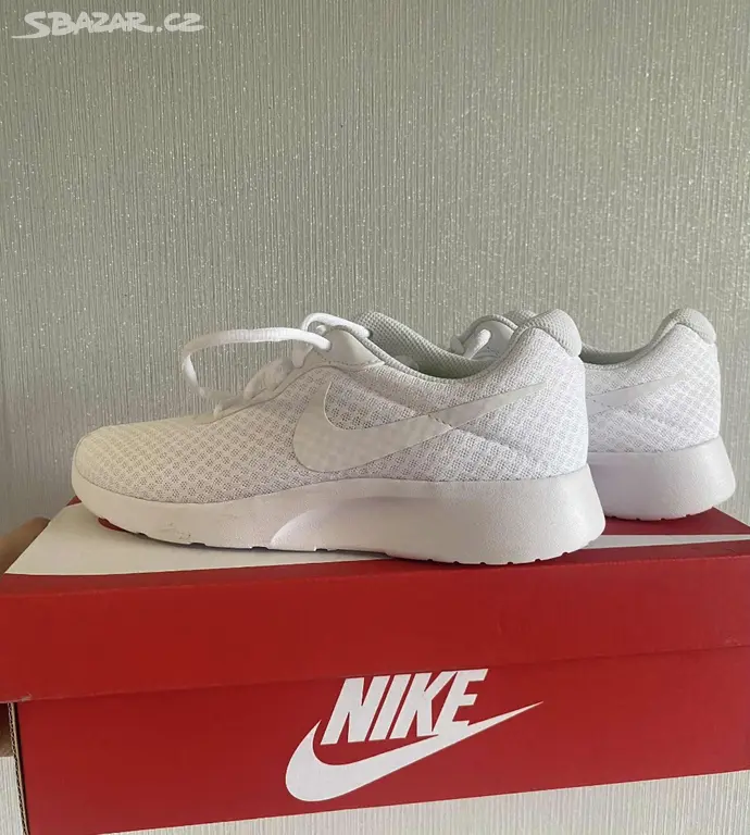 Nové botasky Nike - Nová Role - Bazar - Sbazar.cz