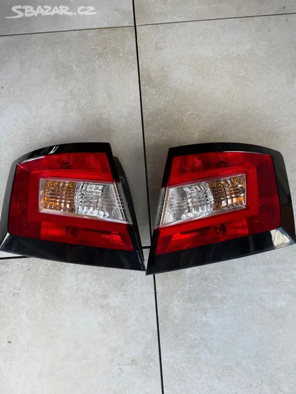 Zadni světla Fabia 3 hatchback - Ostrava - Bazar - Sbazar.cz