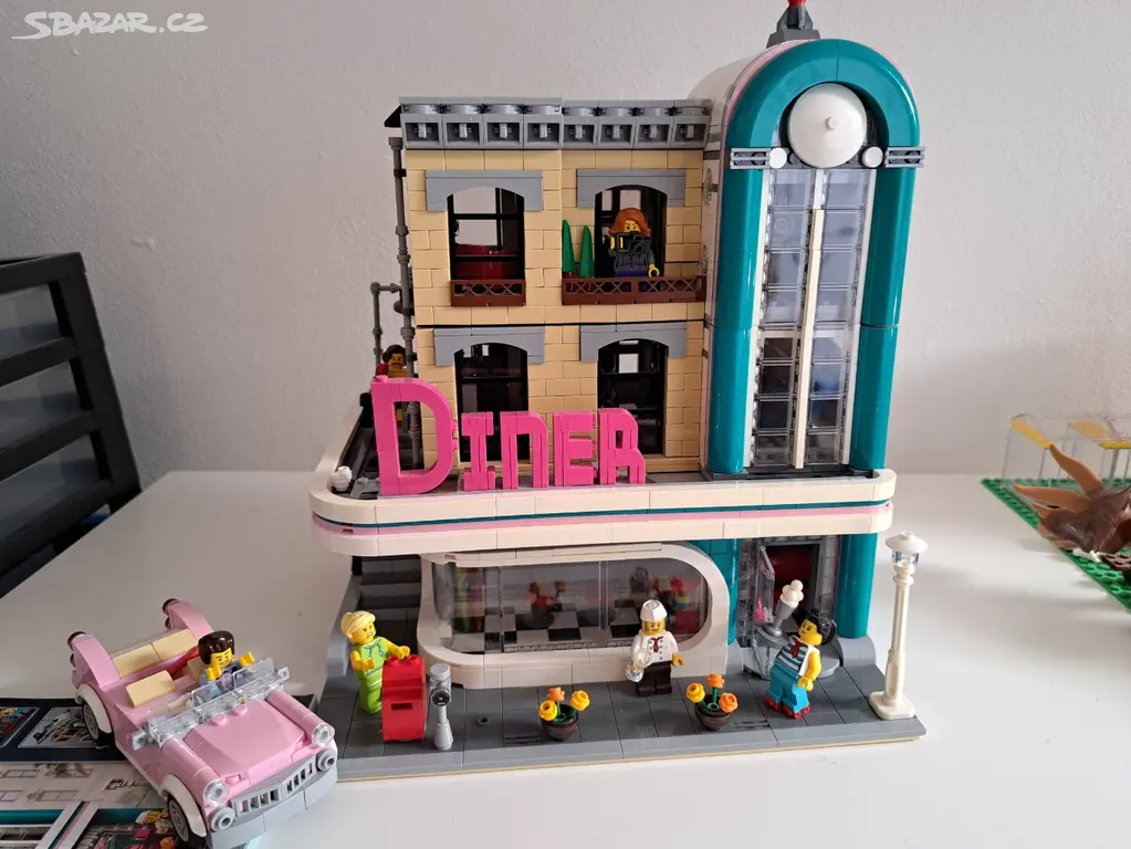 LEGO 10260 Restaurace v centru města - Kladno - Bazar - Sbazar.cz