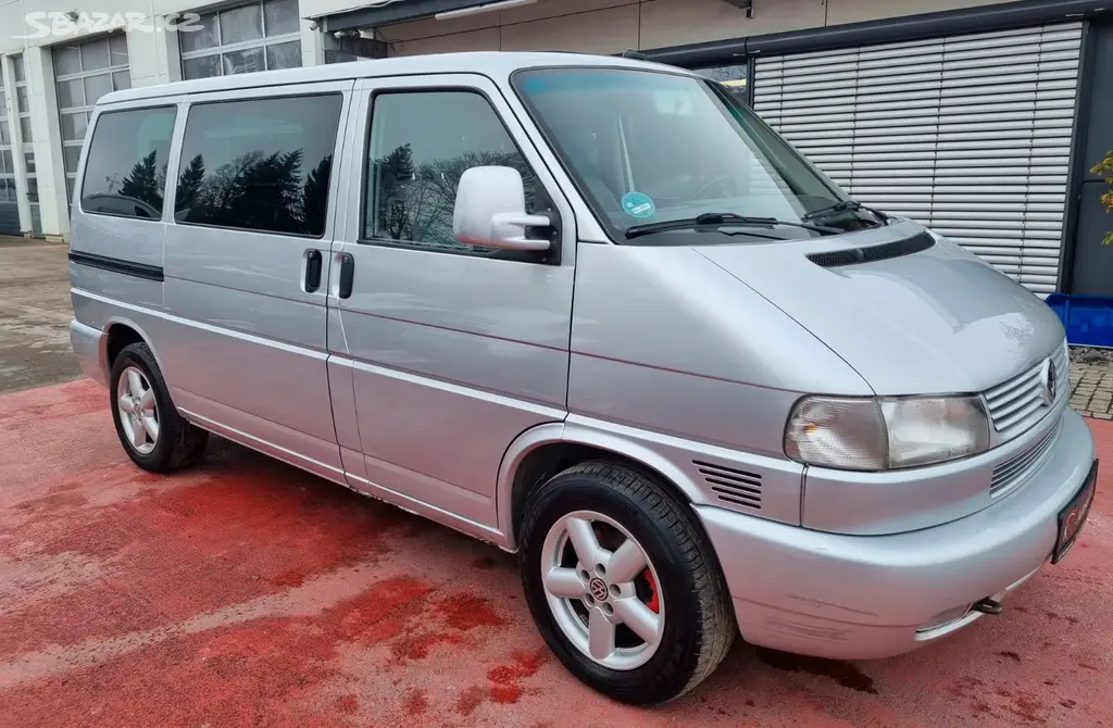 Volkswagen T4 Multivan 2.5TDI Generation 111kw - Hradec Králové, Nový ...
