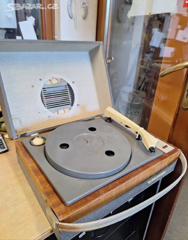 Retro gramofon SUPRAPHON - Pardubice - Bazar - Sbazar.cz