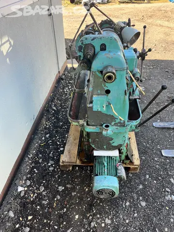 Revolverovy soustruh - Praha - Bazar - Sbazar.cz