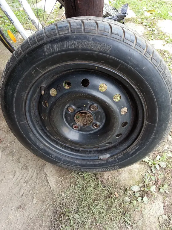 Poklice na kola - kola na auto - Znojmo - Bazar - Sbazar.cz