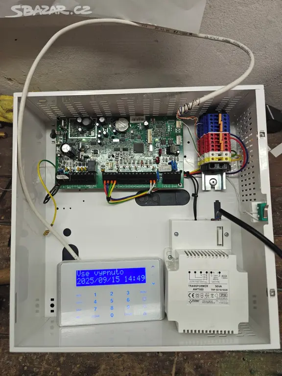 ústředna Paradox EVO 192 vč. klávesnice - Brno - Bazar - Sbazar.cz