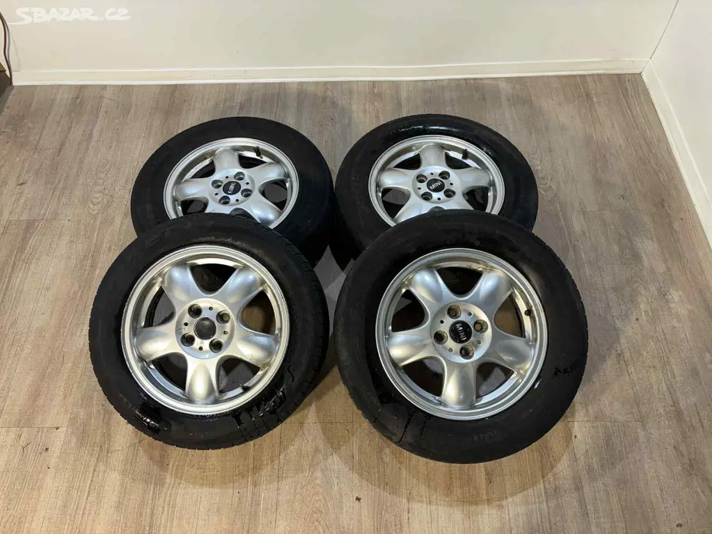 // ALU kola Mini Cooper R15 // - Horní Branná - Bazar - Sbazar.cz