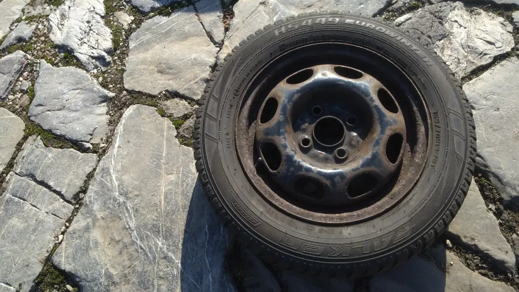 zimní pneu 155 70 13 +DISKY 4x100 na ŠKODA VW SEAT - Tovačov - Bazar ...