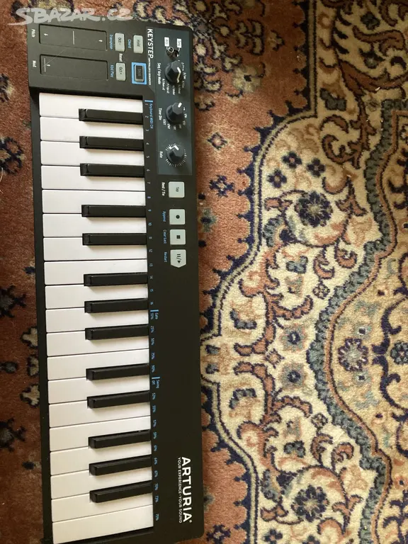 Arturia Keystep Black - Praha 5 - Bazar - Sbazar.cz
