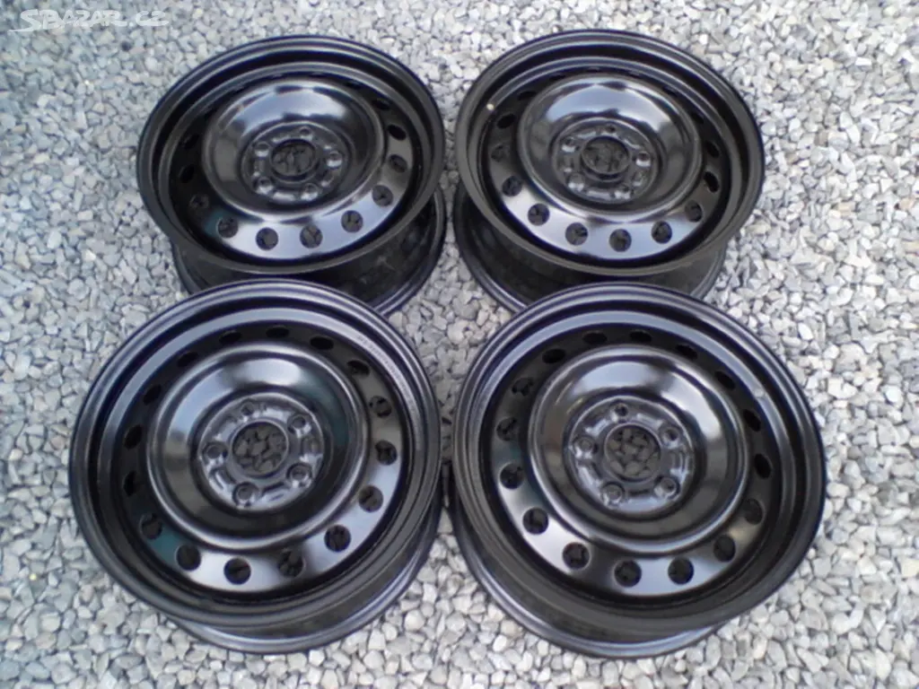 16 plechové disky Mitsubishi Outlander,C-Crosser - Kutná Hora - Bazar ...