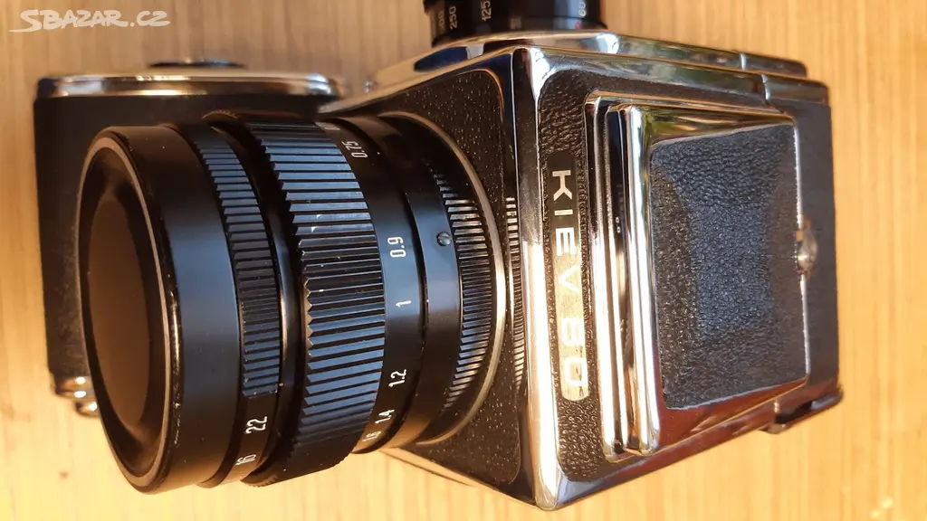 Kiev 80 Medium Format 6×6 SLR Film kamera - Ondřejov - Bazar - Sbazar.cz