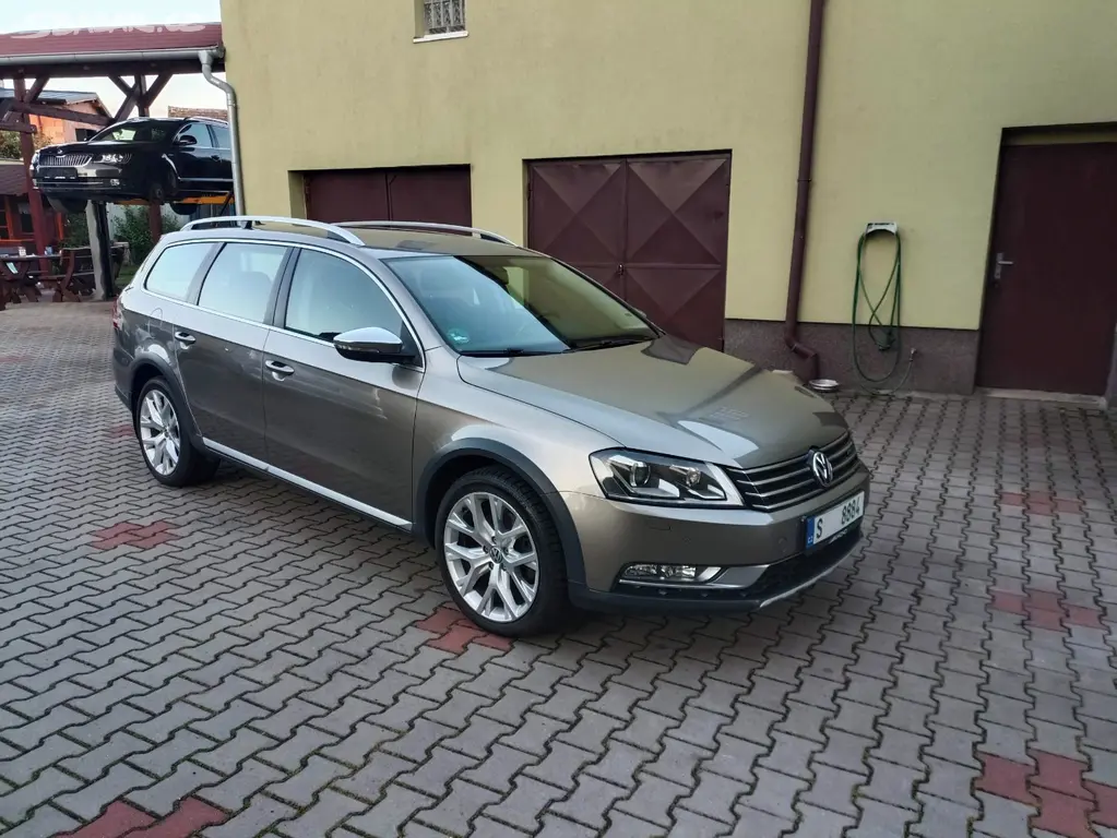 VW Passat B7 Alltrack 2.0 Tdi DSG 125 kW combi - Kladno, Rozdělov ...