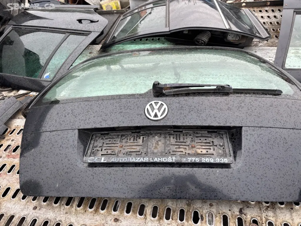 Víko kufru VW GOLF IV Kombi bora barva - LC9Z - Nový Bor - Bazar ...