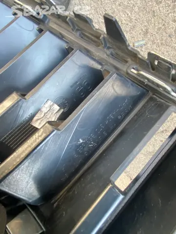 Škoda Superb 2 facelift 2013-15 přední maska origo - Jeneč - Bazar ...