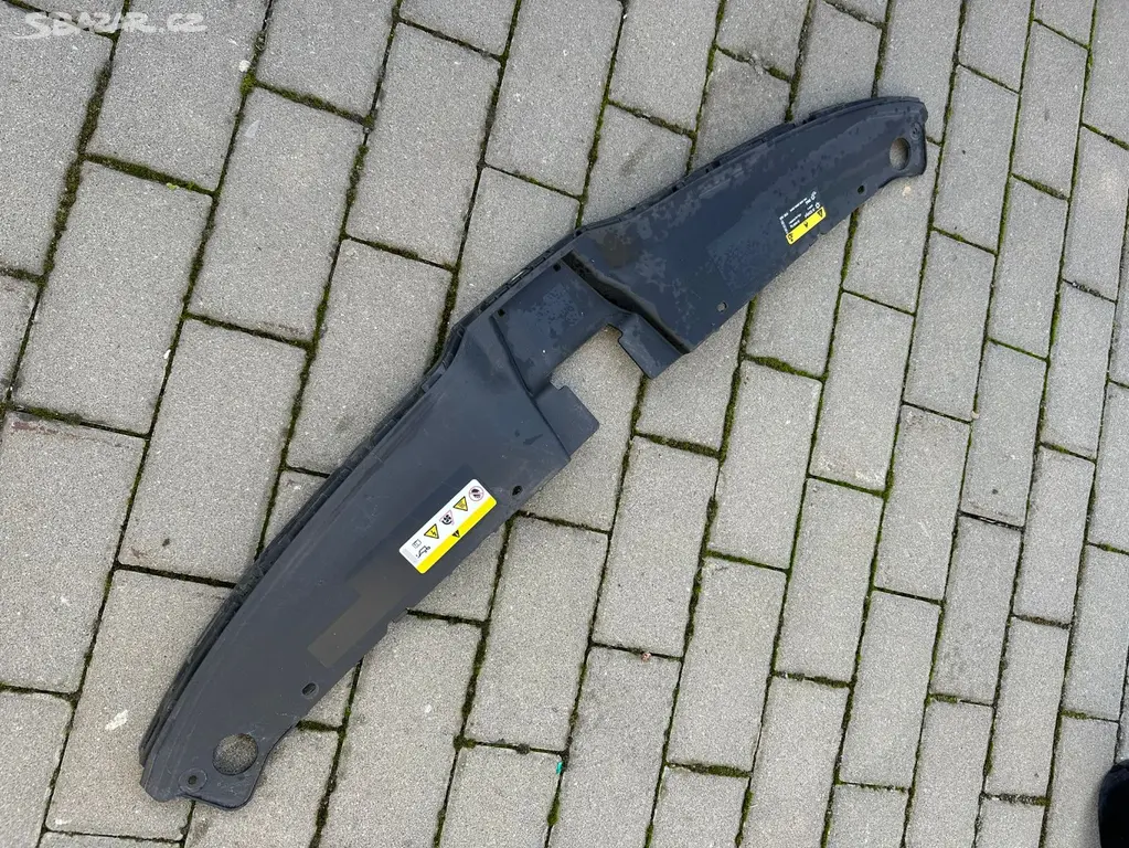 Nástavek masky chladiče Škoda Karoq - Olomouc - Bazar - Sbazar.cz