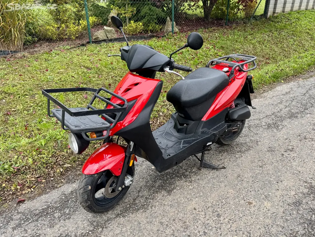 Skútr KYMCO Agility Carry 50 cm3 - Benátky - Bazar - Sbazar.cz