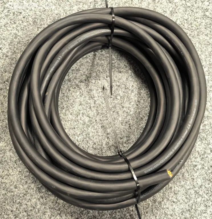 Kabel "gumový" H05RR-F 5G6 v délce 19m - Smečno - Bazar - Sbazar.cz