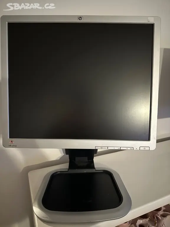 LCD monitor 19" HP - Pardubice - Bazar - Sbazar.cz