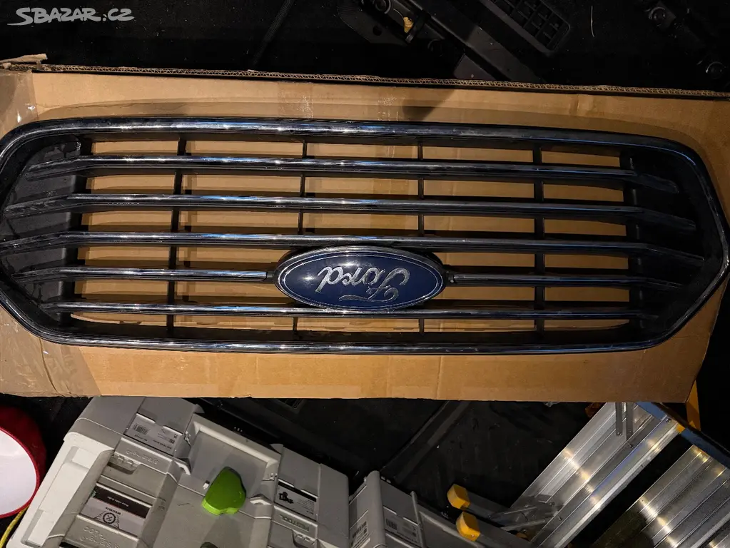 Přední maska Ford custom - Praha, Újezd nad Lesy - Bazar - Sbazar.cz