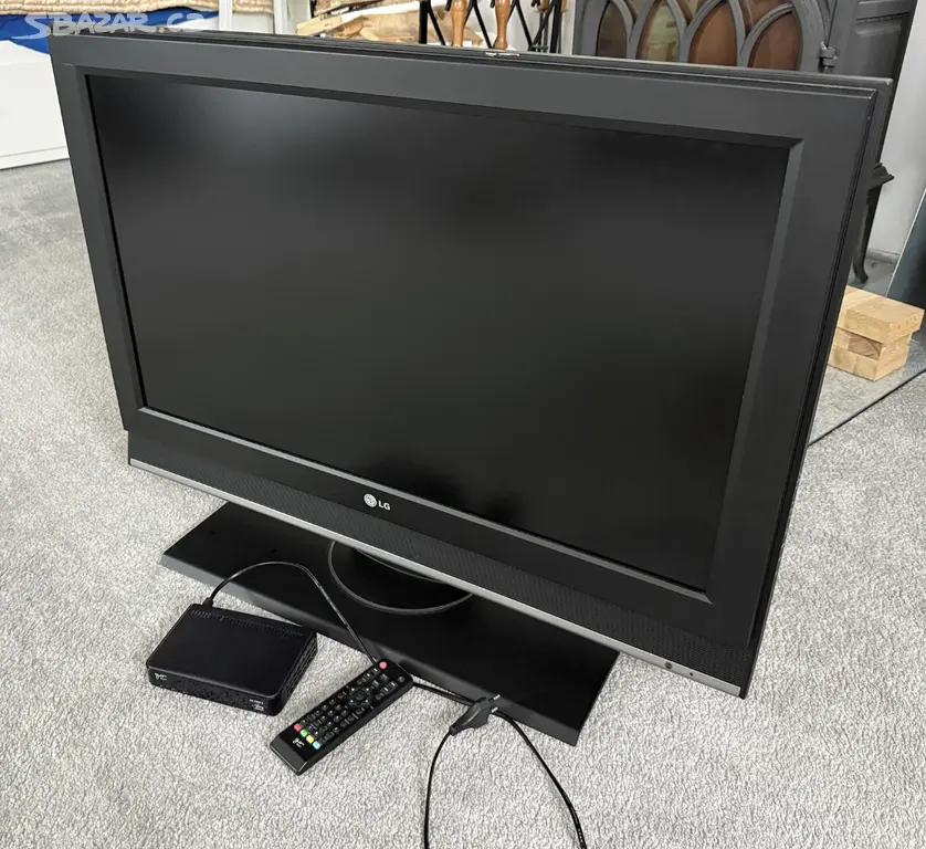 84cm telka LG 32LC41 + SET TOP BOX GO SAT GS 200T2 - Praha 1 - Bazar ...