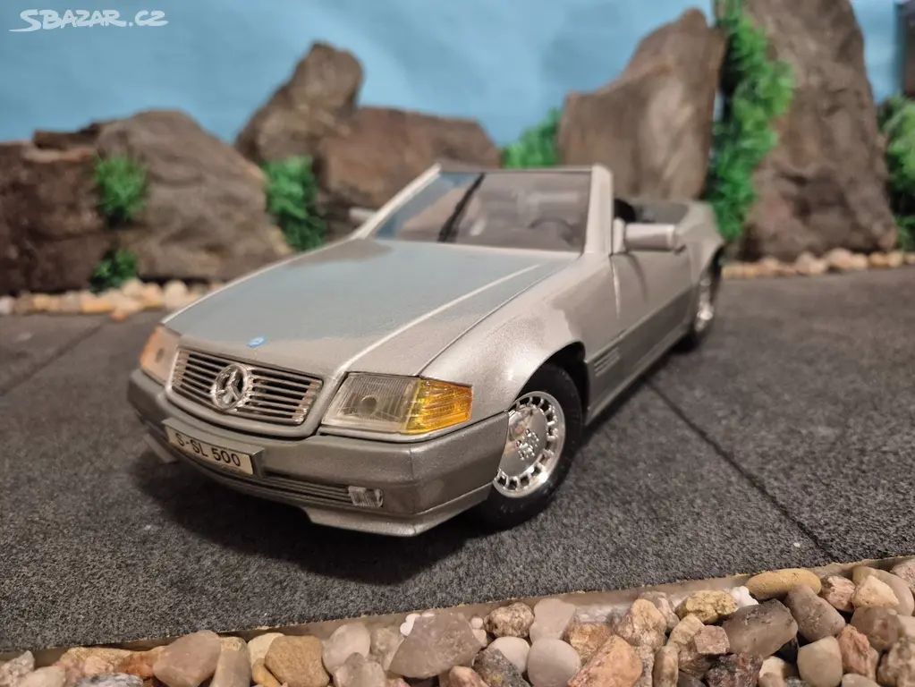 Prodám model 1:18 Mercedes Benz SL500 1989 - Chrudim - Bazar - Sbazar.cz