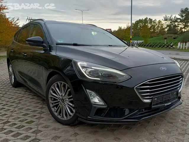 FOCUS 2.0 110kw TITANIUM 8AT LED ACC KESSY 2020 - Plzeň - Bazar - Sbazar.cz