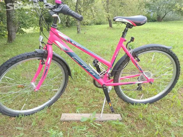 dívčí kola CTM 26"/ rám 18" výb.st. cena za jedno - Uničov - Bazar - Sbazar.cz