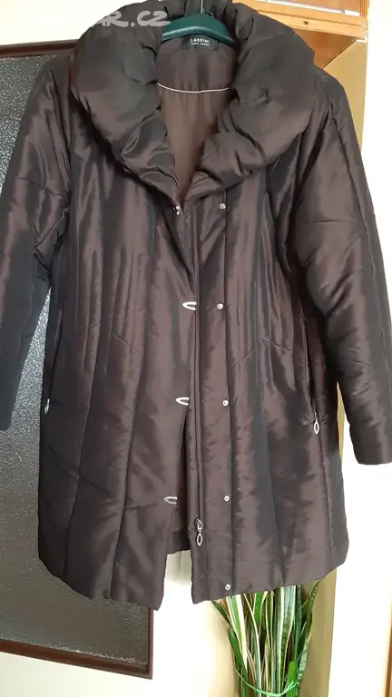 Pěkný zimní kabát Lardini 42 - Praha - Bazar - Sbazar.cz